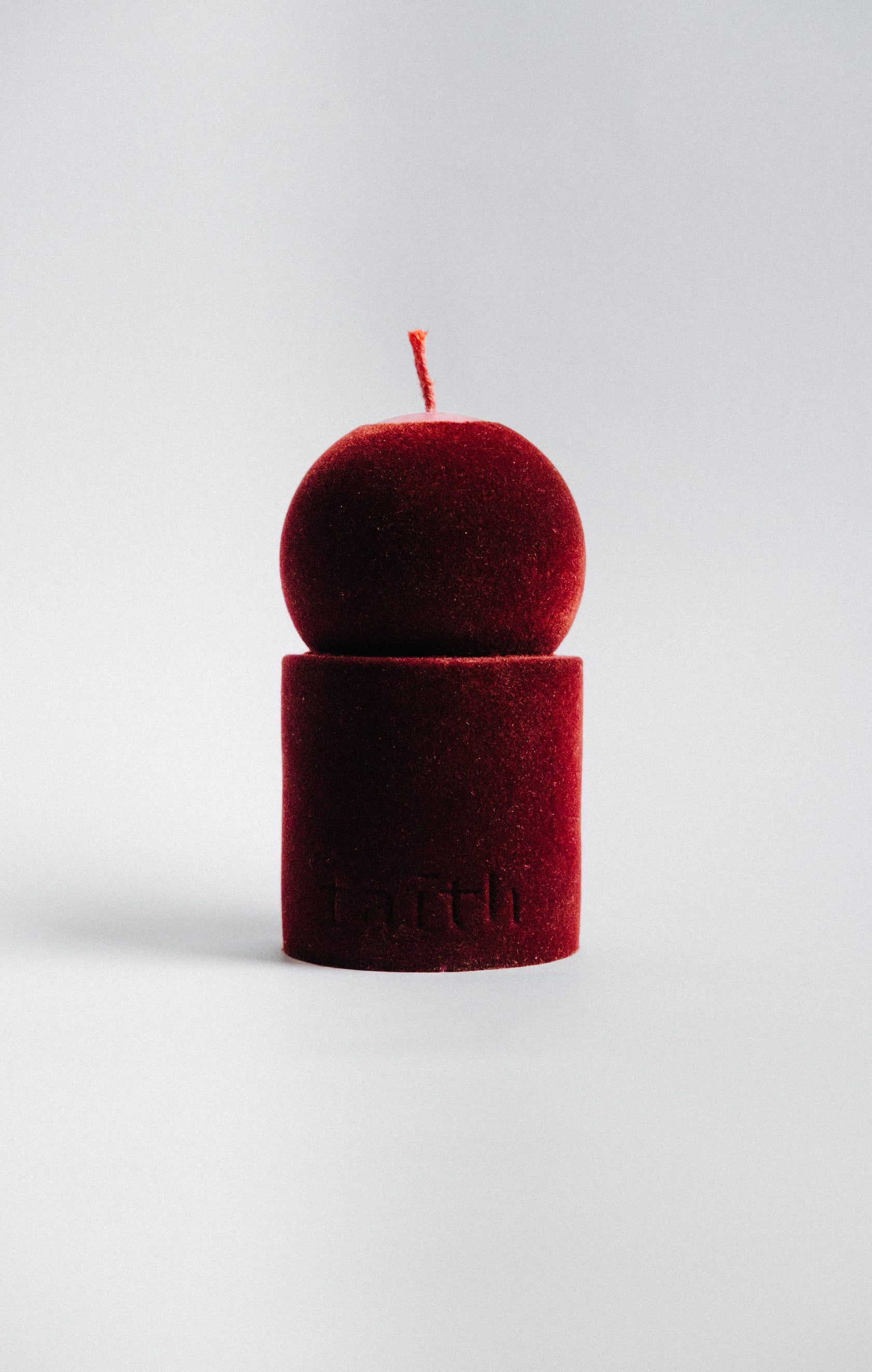 Lulu Wine Velvet Edition – Taith